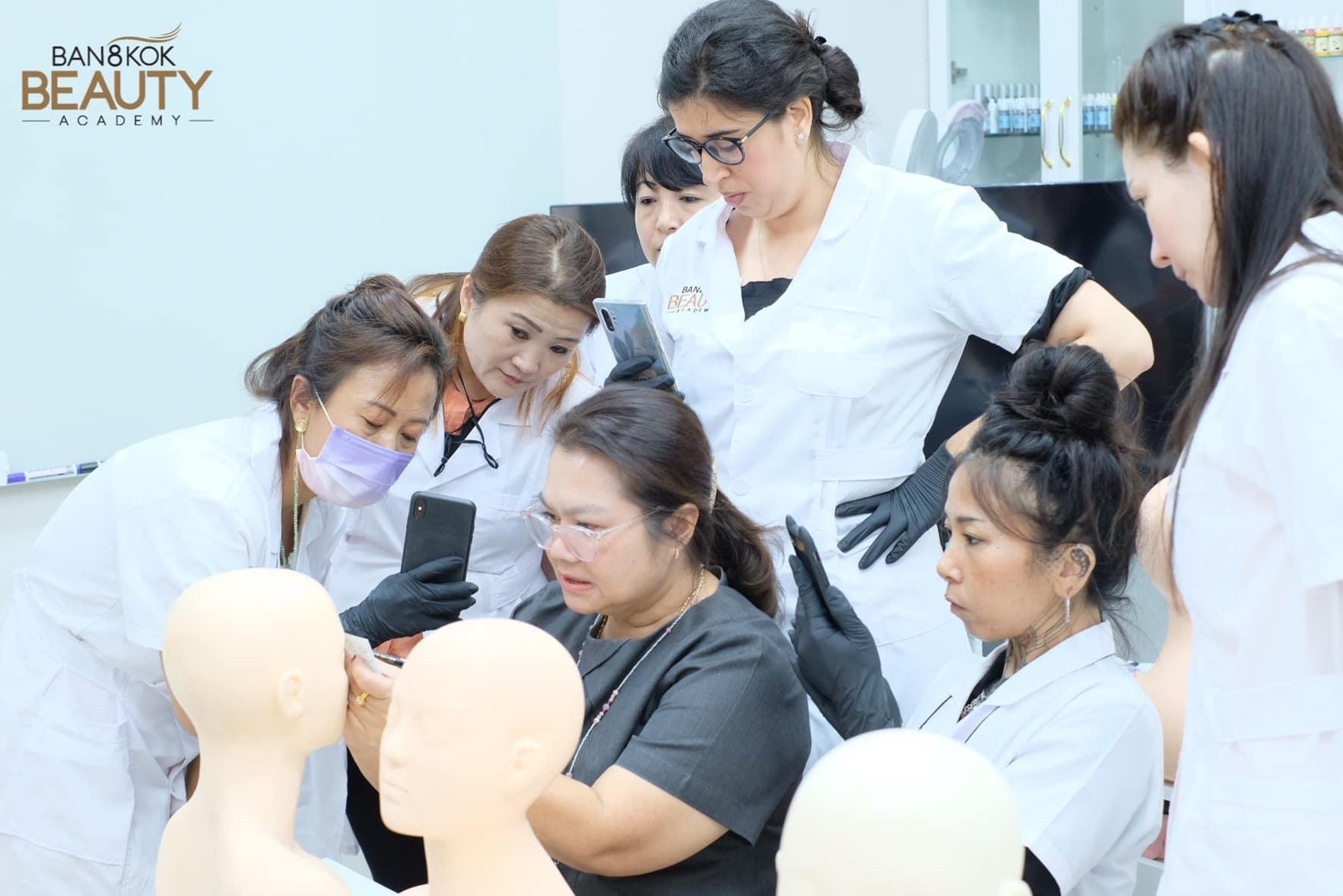 Intensive 10 days – Premium SPMU Full Course - Bangkok Beauty Academy
